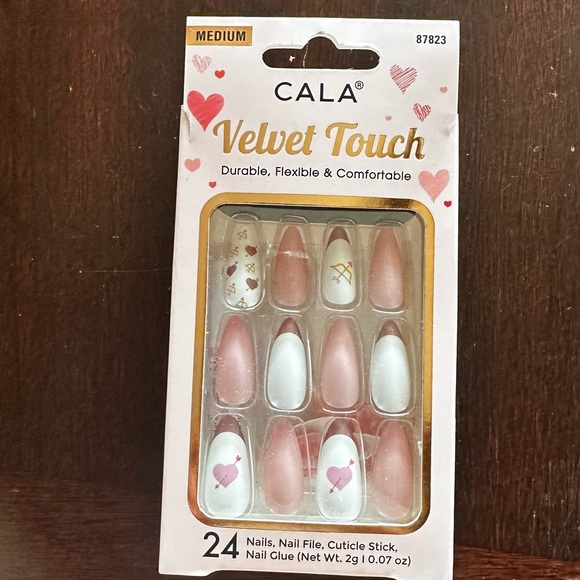 Cala | Accessories | Cala Velvet Touch Medium Length Glue On Nails ...